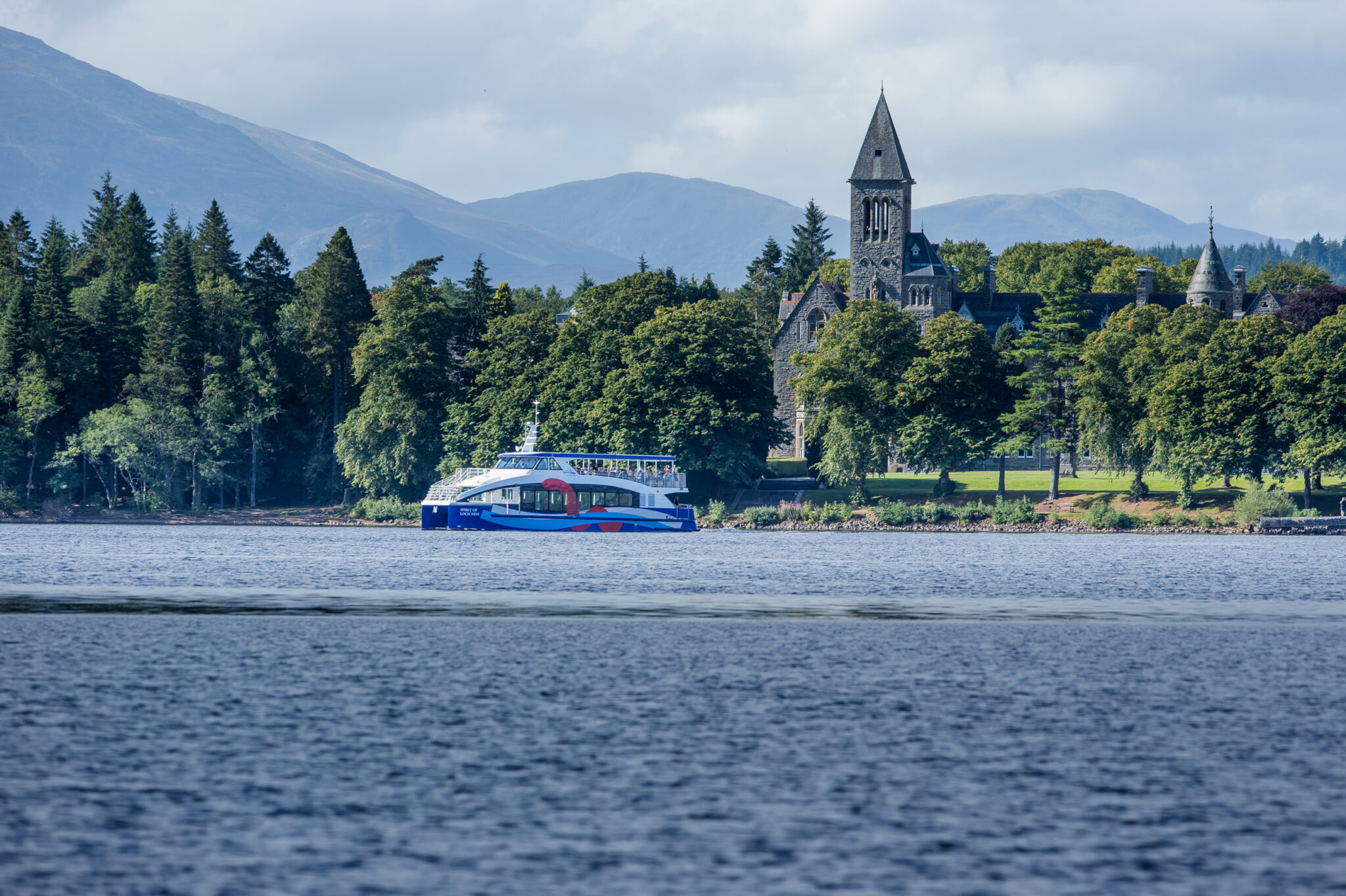 Fort Augustus and the Abbey - Cruise Loch Ness