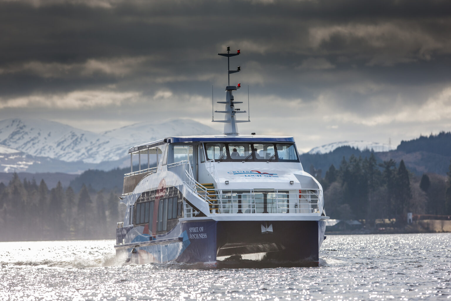 Cruise Loch Ness - Translations for your cruise
